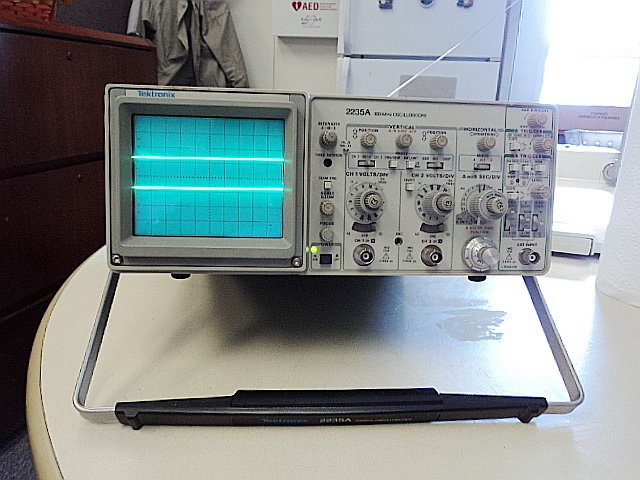 Tek Tektronix 2235a 100 Mhz Oscilloscope S N B011835 Ebay